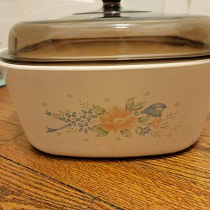 Corningware | Kitchen | Corning Ware 5l Casserole With Lid Vintage ...